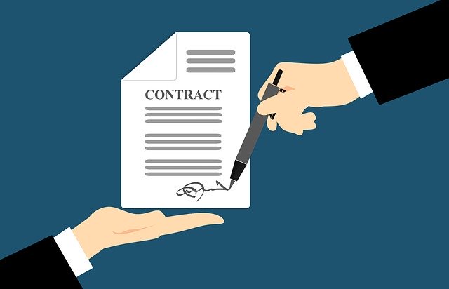 10 things you must include in all employment contracts